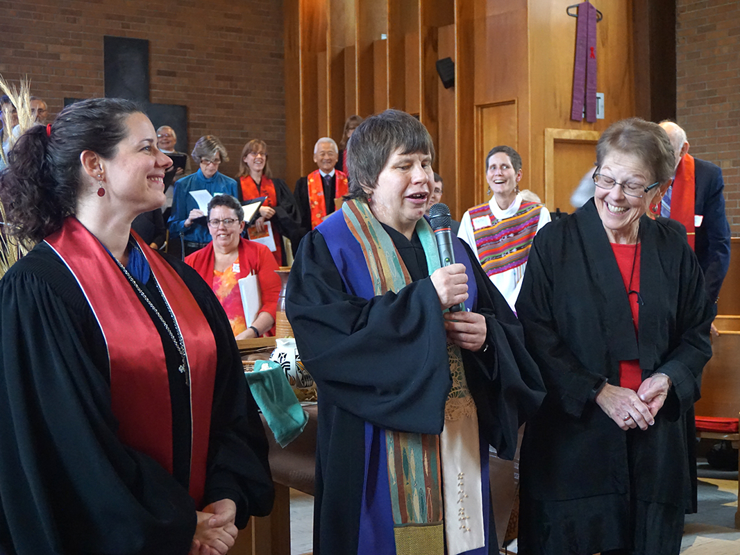 Presbyterian Mission Agency Lisa Larges ordained as a teaching elder in ...